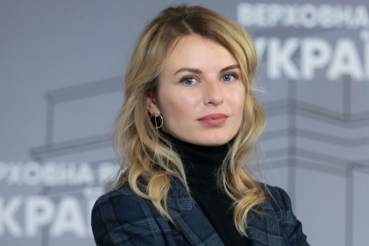 Ukrainian MP Lesia Vasylenko in conversation with Professor Phillips O ...